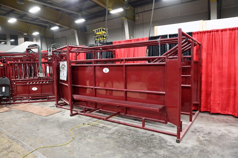 Adjustable Cattle Alley’s – Efficient Livestock Handling Systems