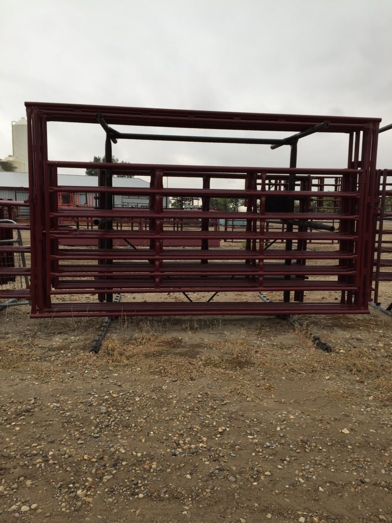 Panels & Gates – Efficient Livestock Handling Systems